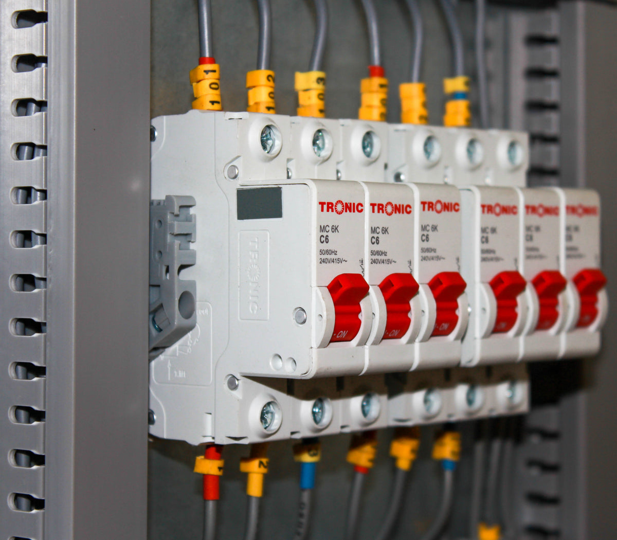 Automatic Transfer Switch 630A – Tronic Tanzania